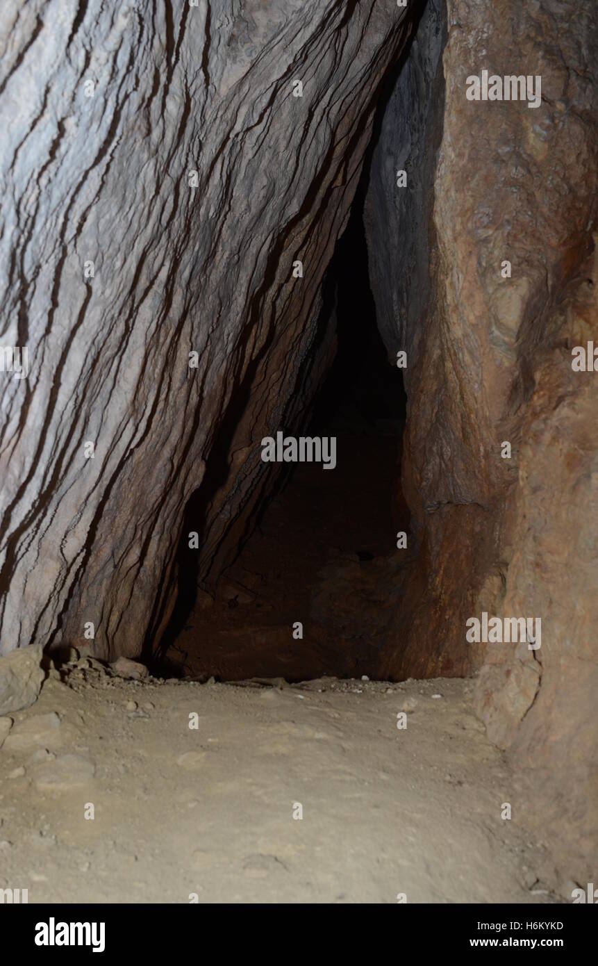 Beautiful images from inside of strange caves and mines in Athens and ...