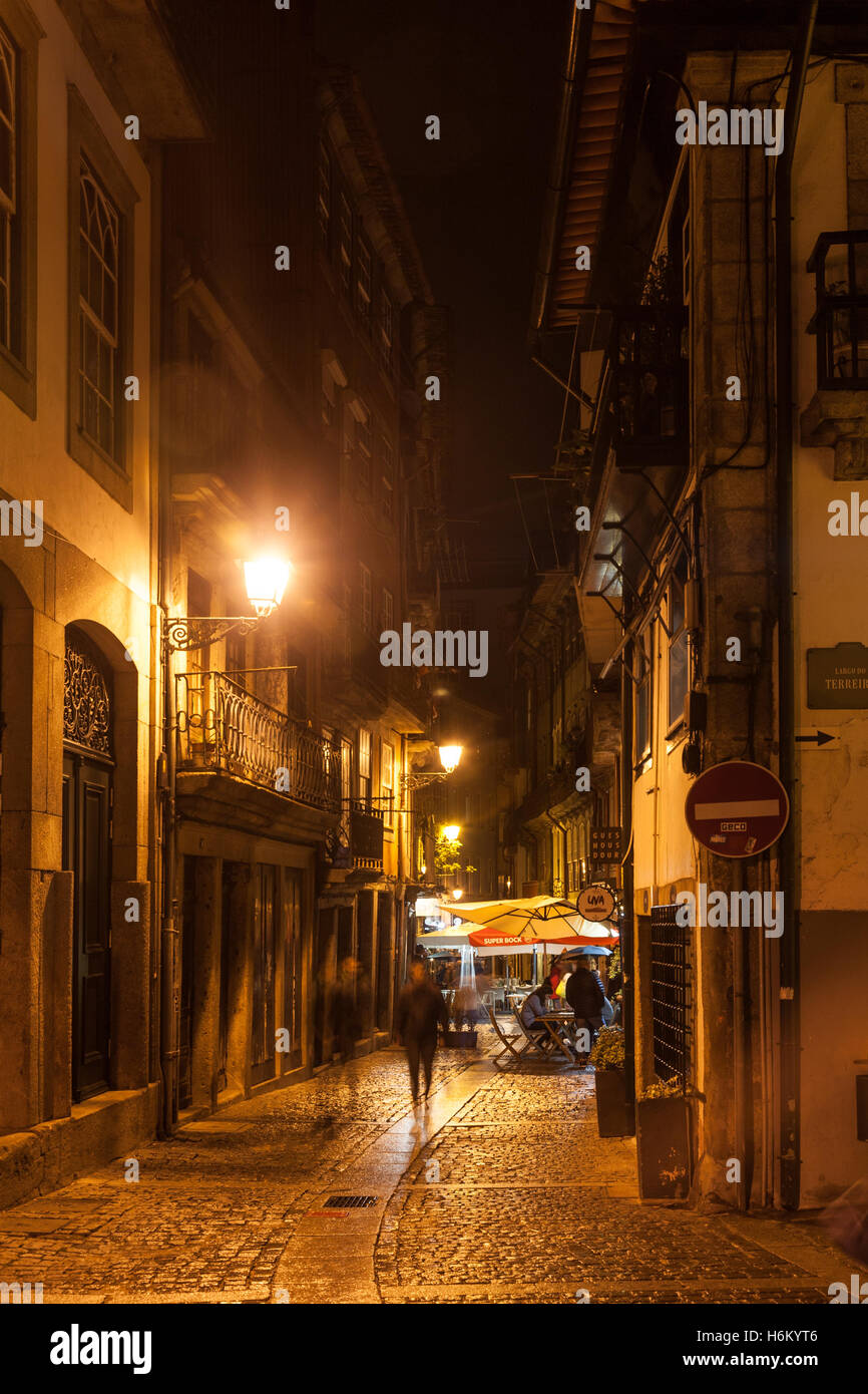 Portugal nightlife hi-res stock photography and images - Alamy