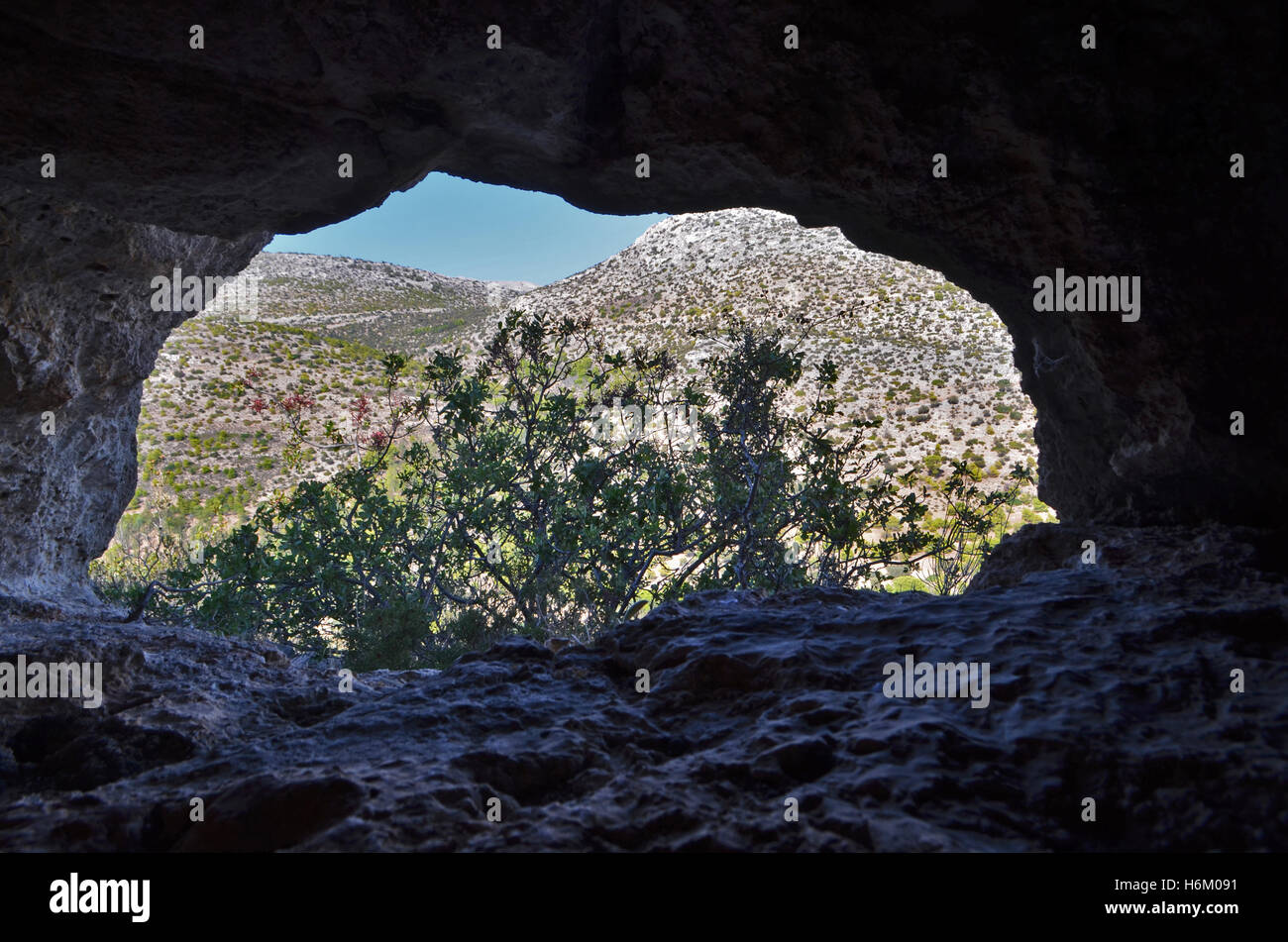 Beautiful images from inside of strange caves and mines in Athens and ...