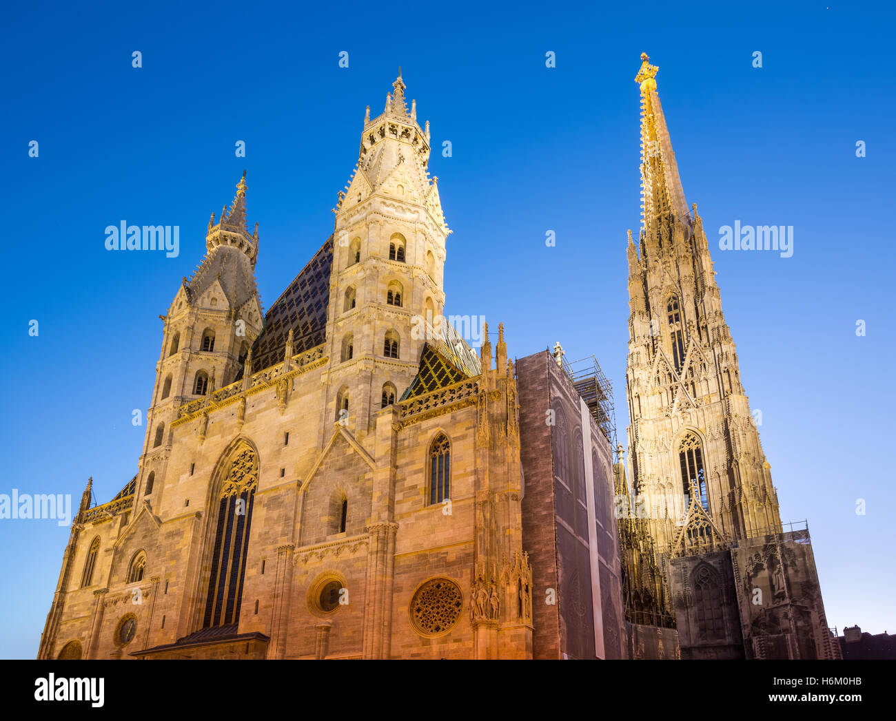 St stephans vienna austria hi-res stock photography and images - Alamy
