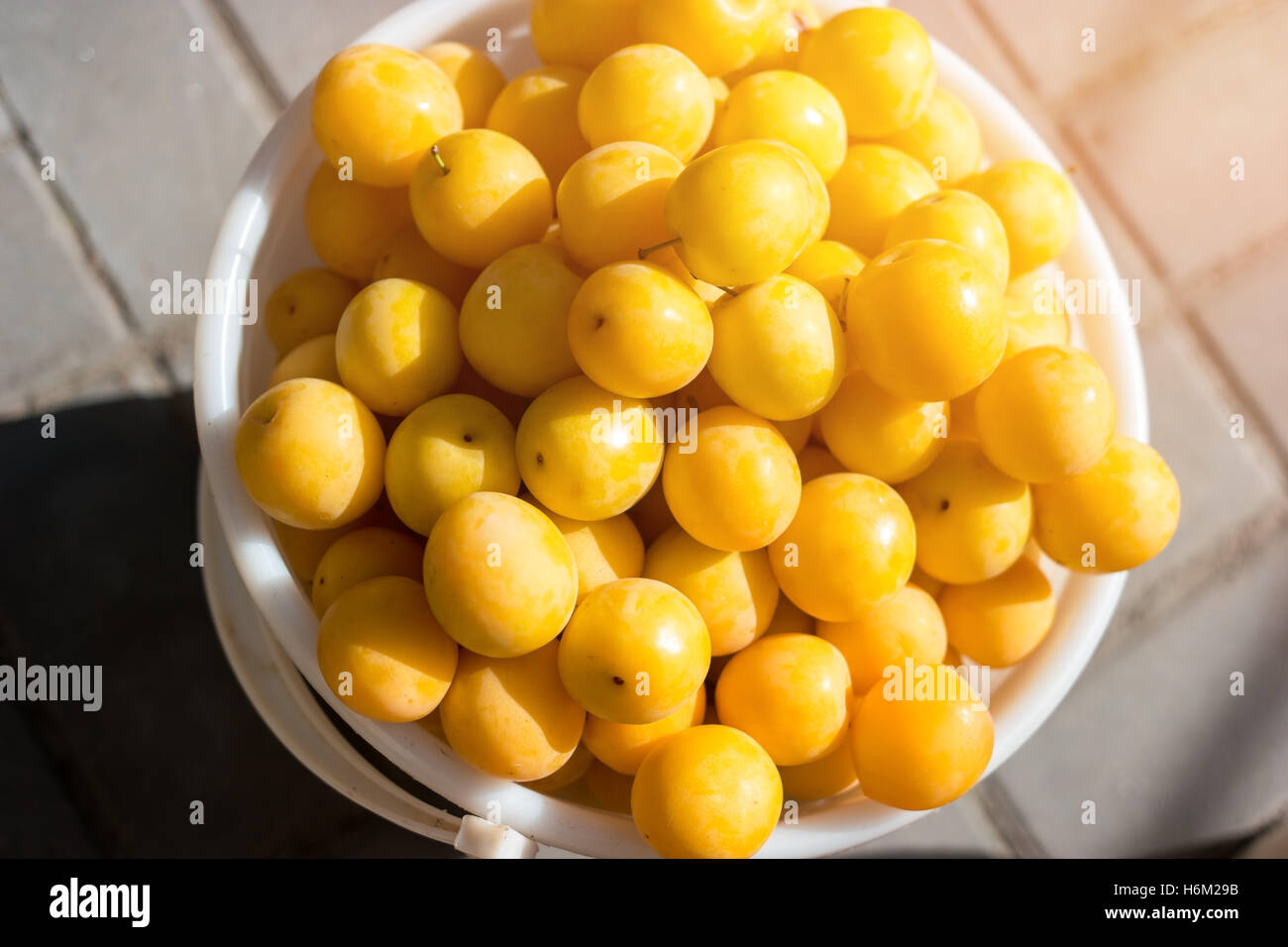 Little yellow fruits Stock Photo - Alamy