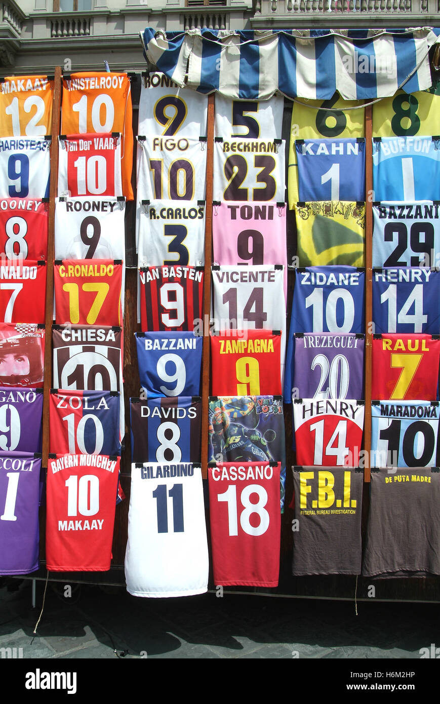 Supporter t shirts hi-res stock photography and images - Alamy
