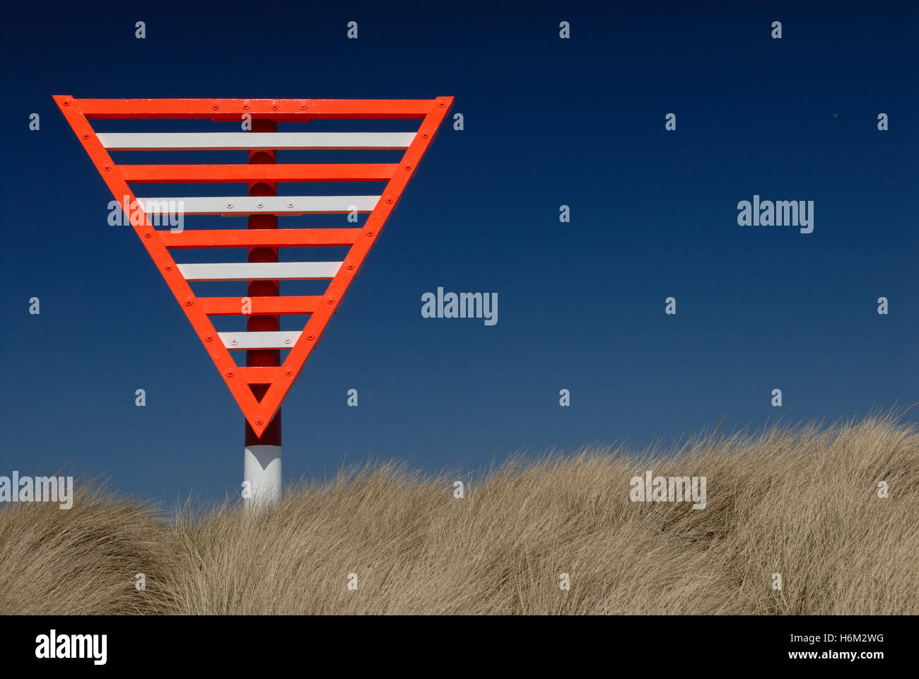 Ship warning signal hi-res stock photography and images - Alamy