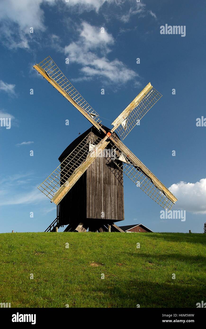 Wind force hi-res stock photography and images - Alamy