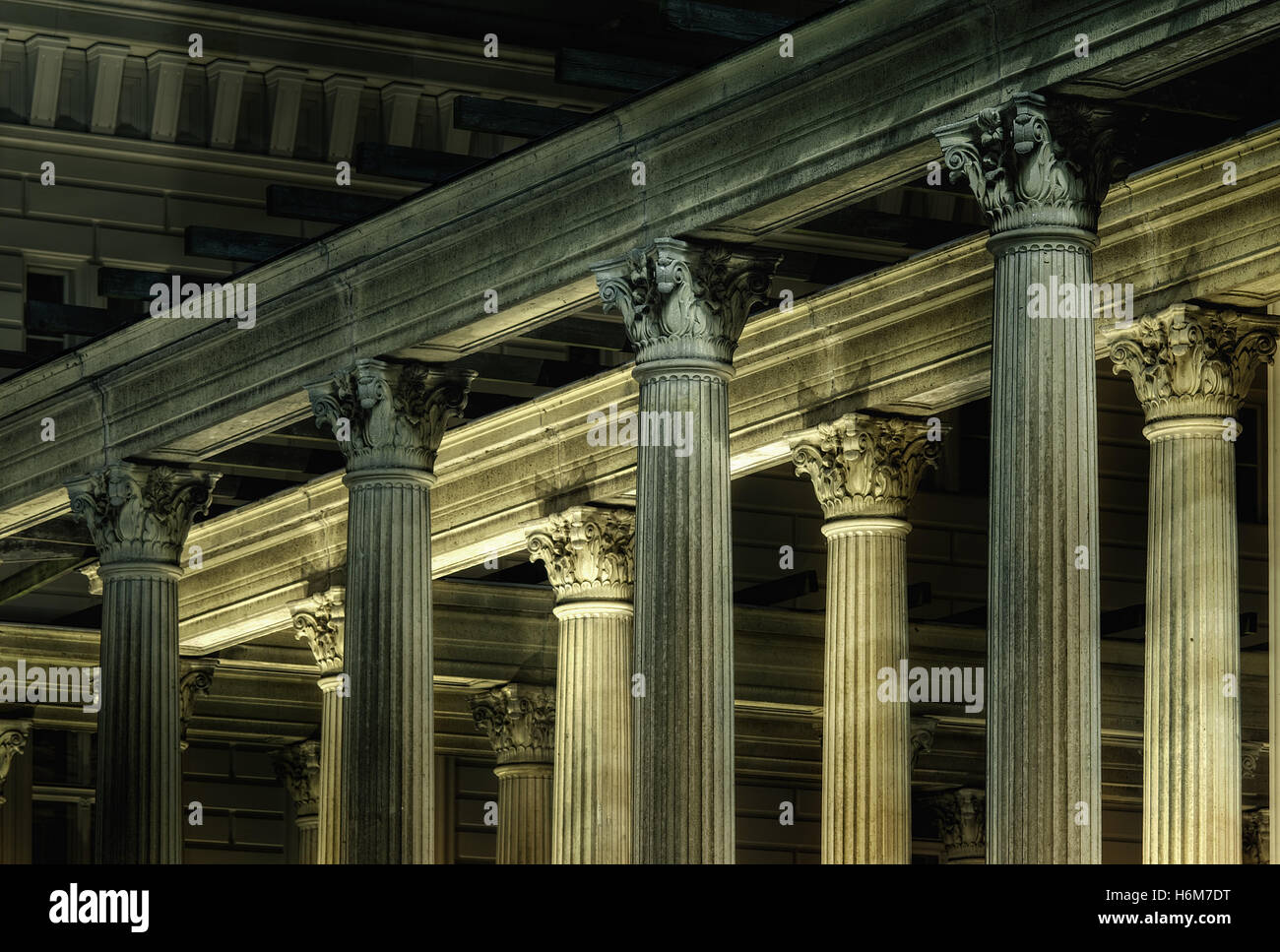 Building statics hi-res stock photography and images - Alamy