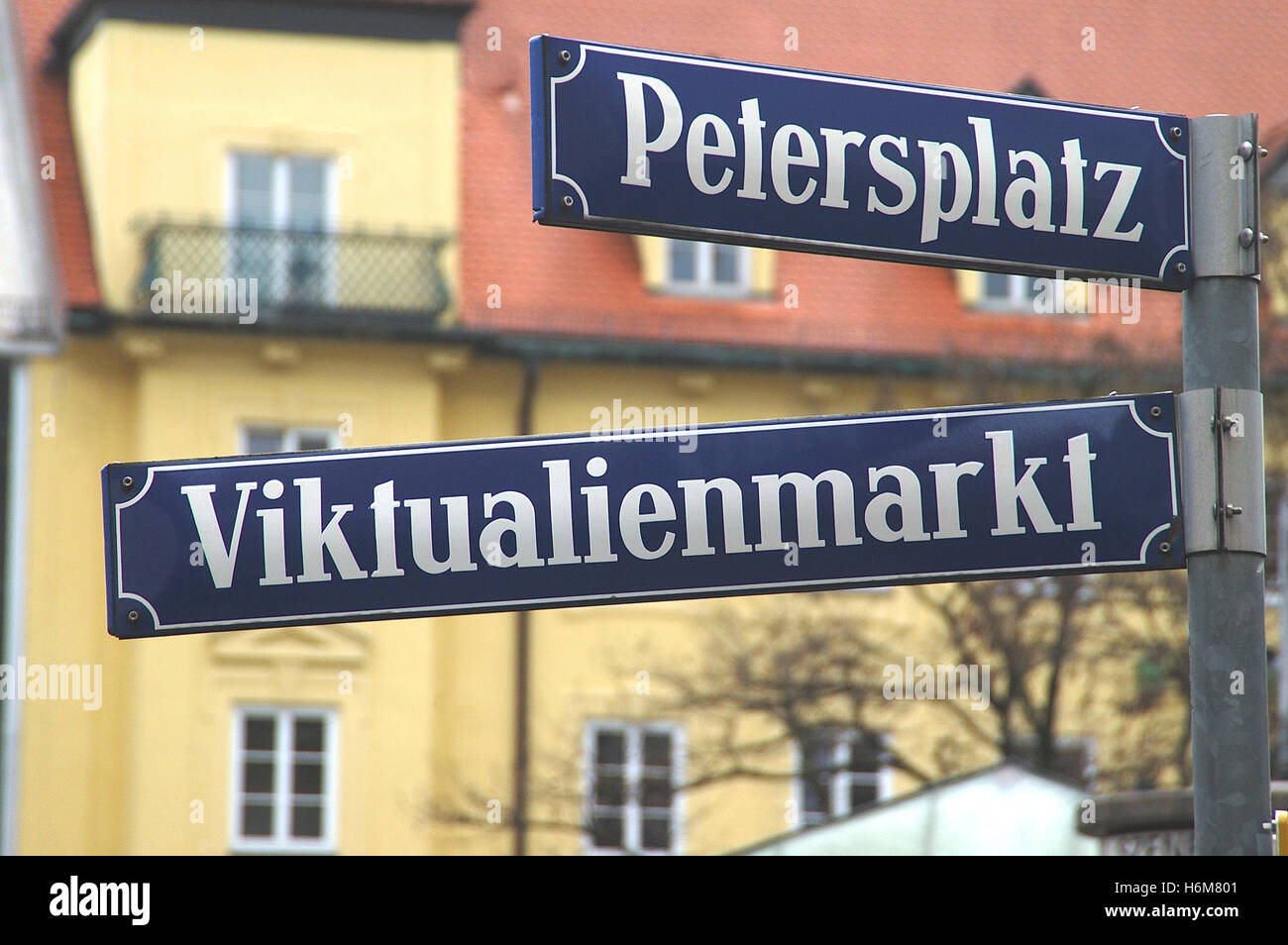 street signs munich Stock Photo - Alamy