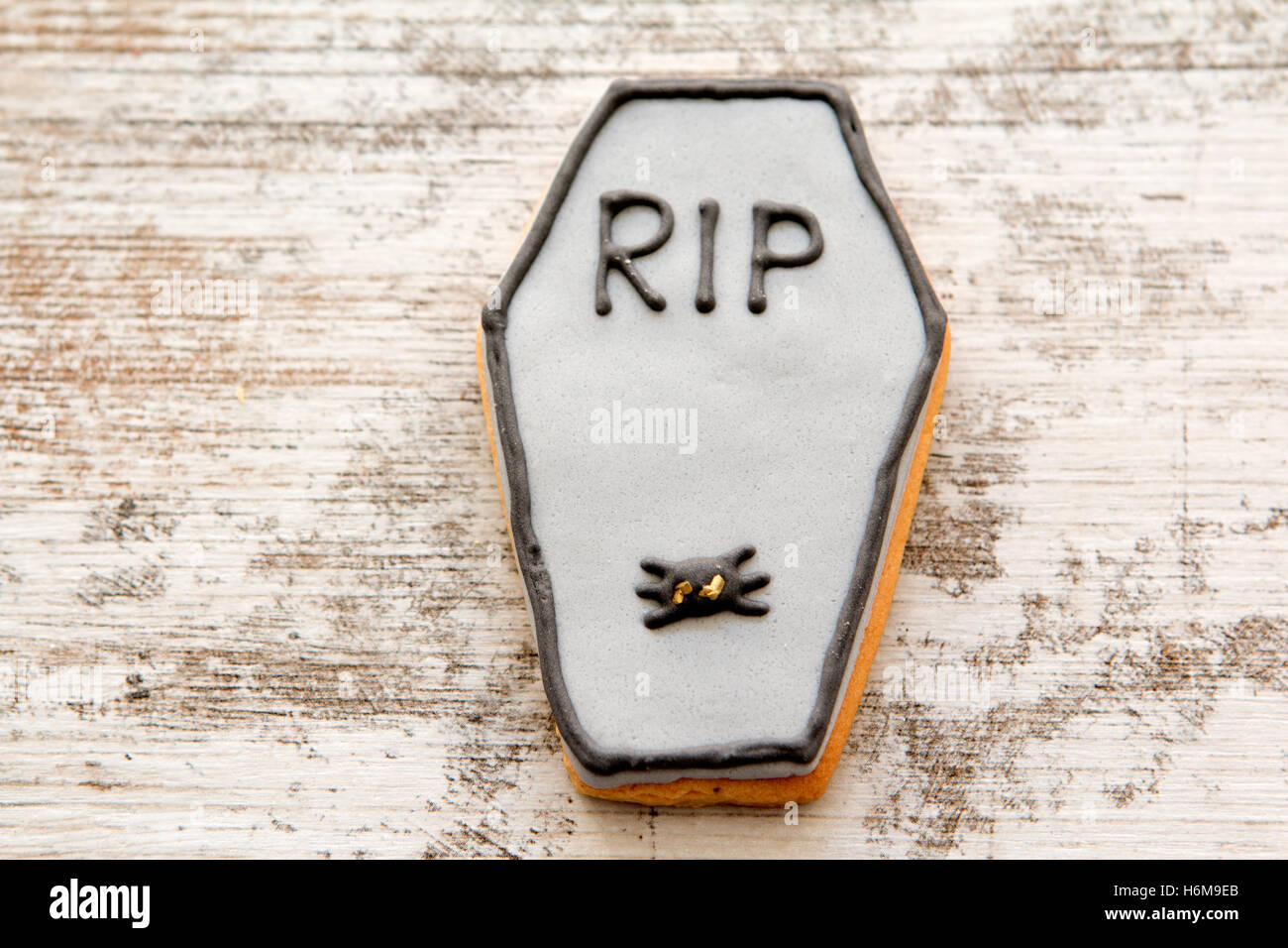 Halloween cookie with tomb shape. Sweet tradition Stock Photo - Alamy
