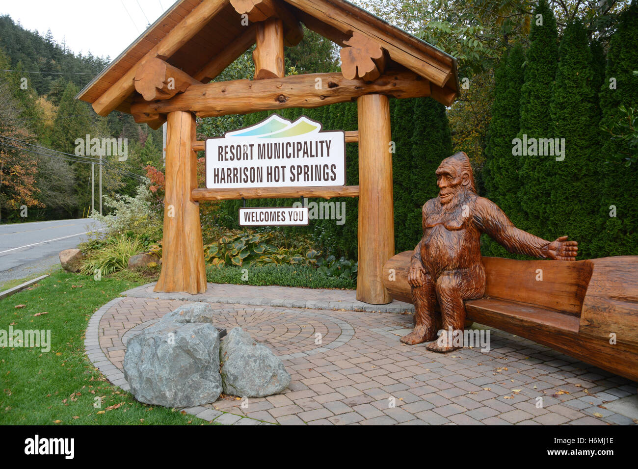 Sasquatch harrison hot springs hi-res stock photography and images - Alamy