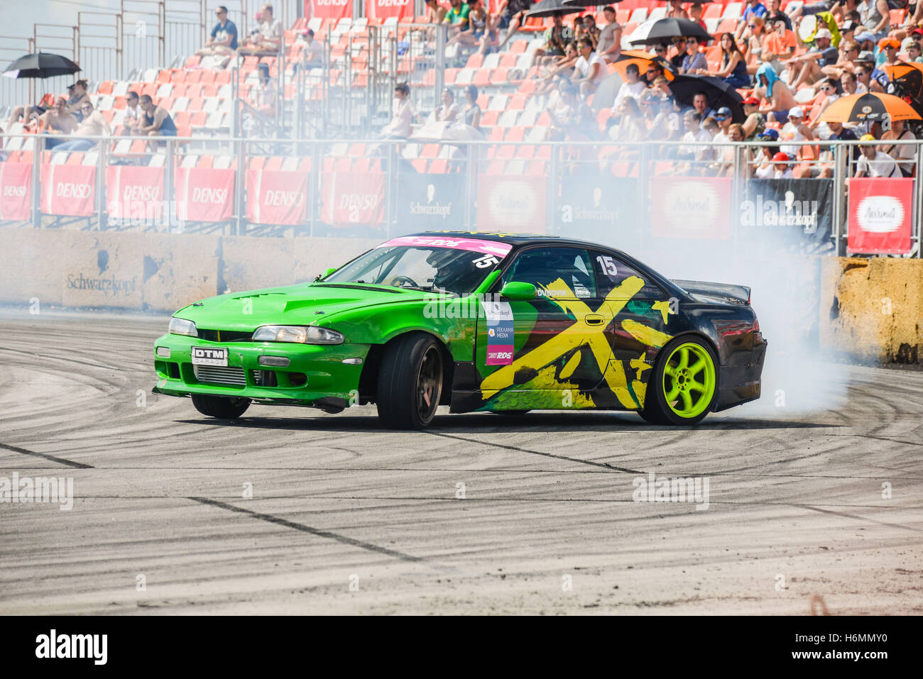 Drift series hi-res stock photography and images - Alamy