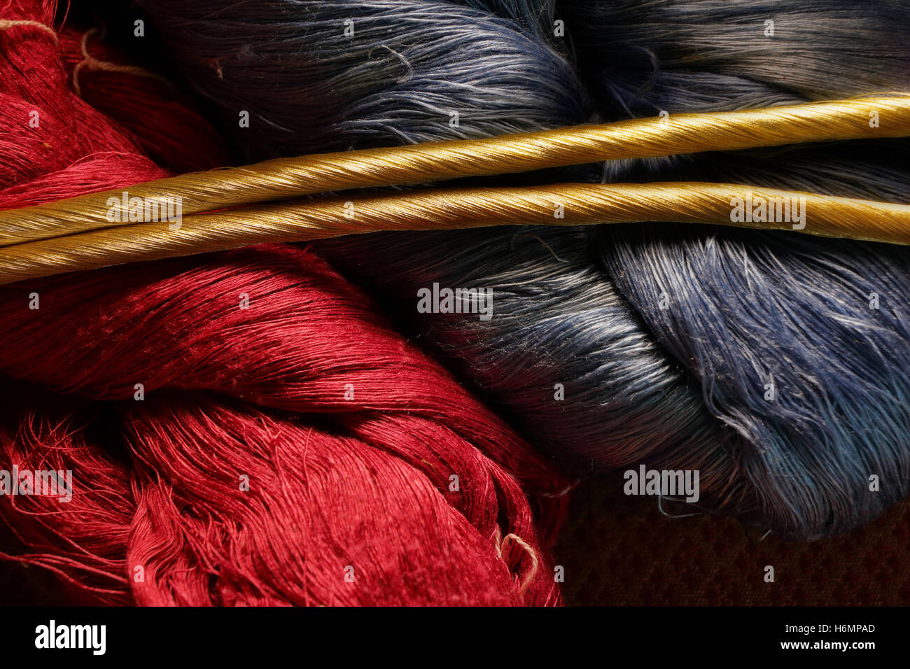 Silk with gold thread hi-res stock photography and images - Alamy