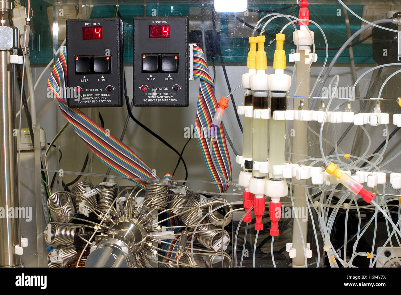 Fractionator hi-res stock photography and images - Alamy