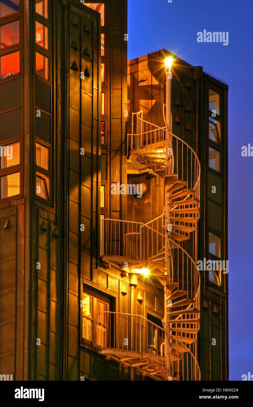Fire escape stairs multi storey building hi-res stock photography and ...