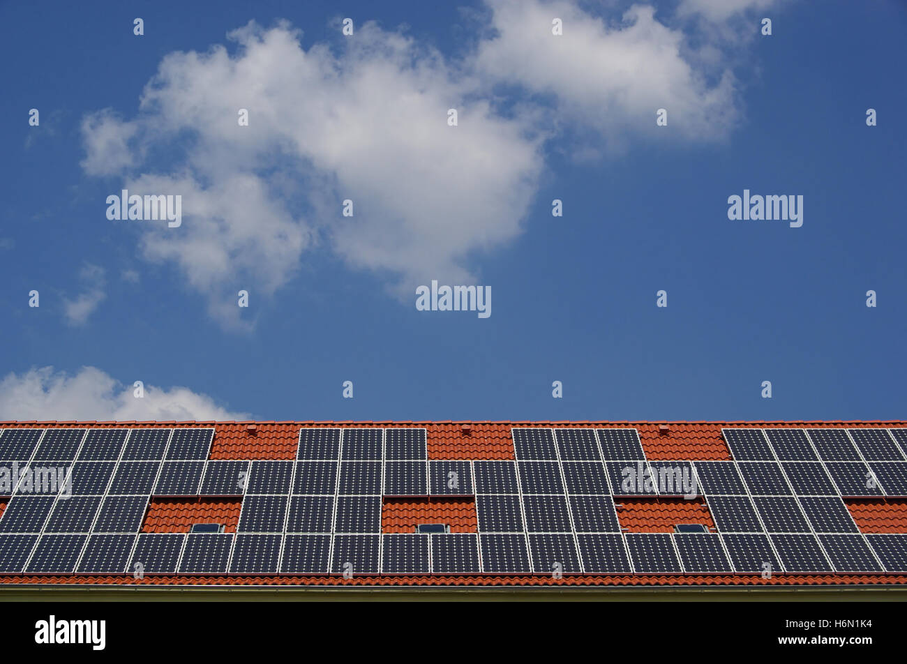 Solar cell detail hi-res stock photography and images - Alamy
