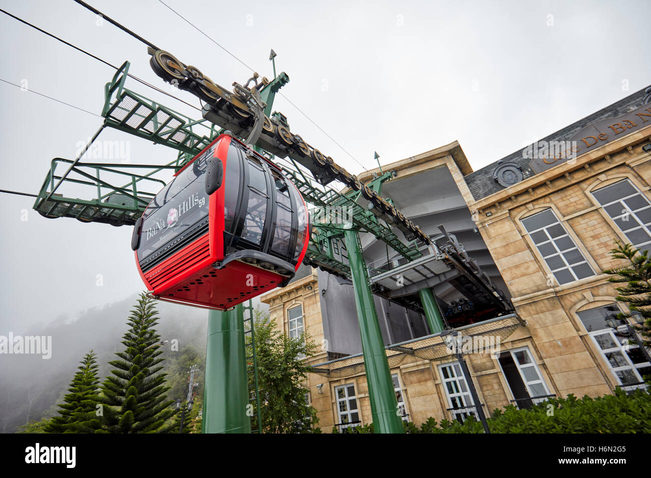 Ba Na Cable Car and station building. Ba Na Hills Mountain Resort, Da ...