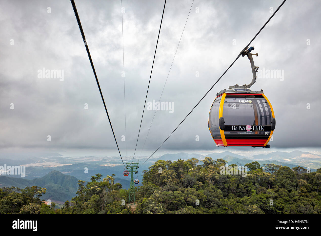 Ba Na Cable Car. Ba Na Hills Mountain Resort, Da Nang, Vietnam Stock ...