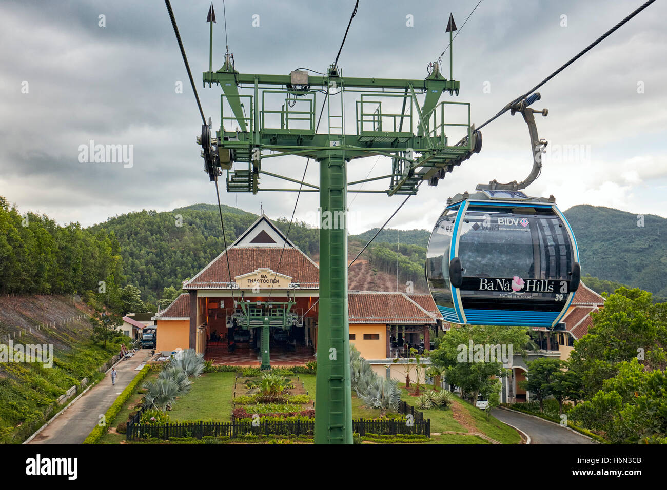 Ba Na Cable Car. Ba Na Hills Mountain Resort, Da Nang, Vietnam Stock ...