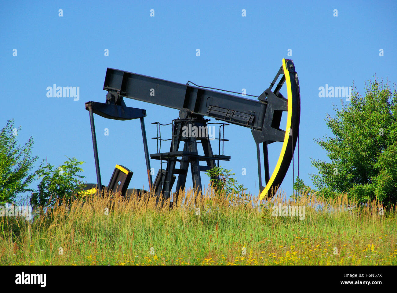 German oil pump hi-res stock photography and images - Alamy