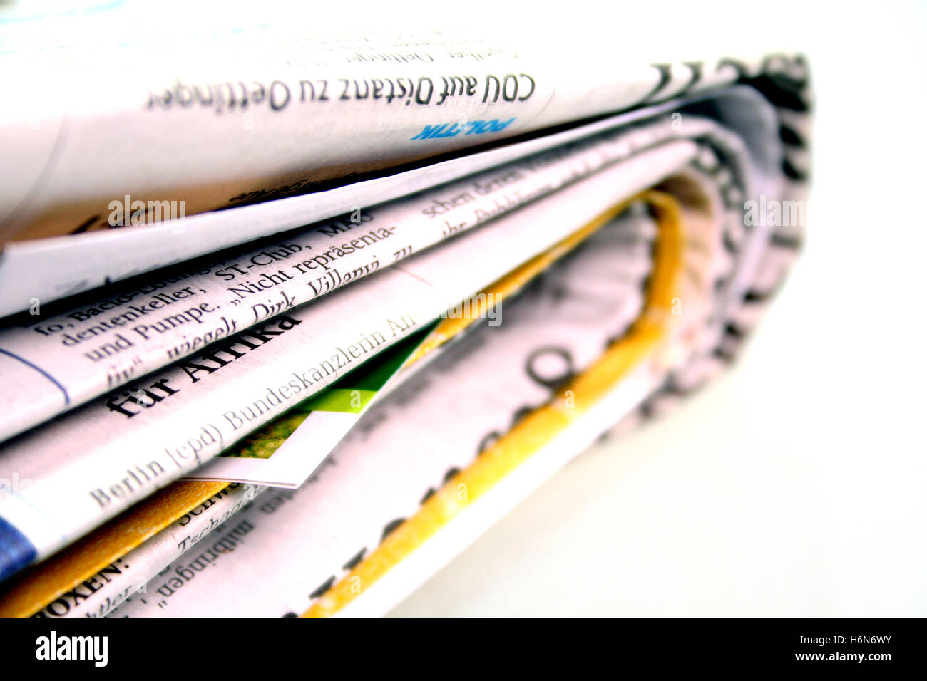 Scanning papers hi-res stock photography and images - Alamy