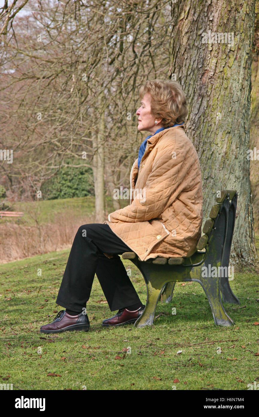 Elder woman mourning hi-res stock photography and images - Alamy