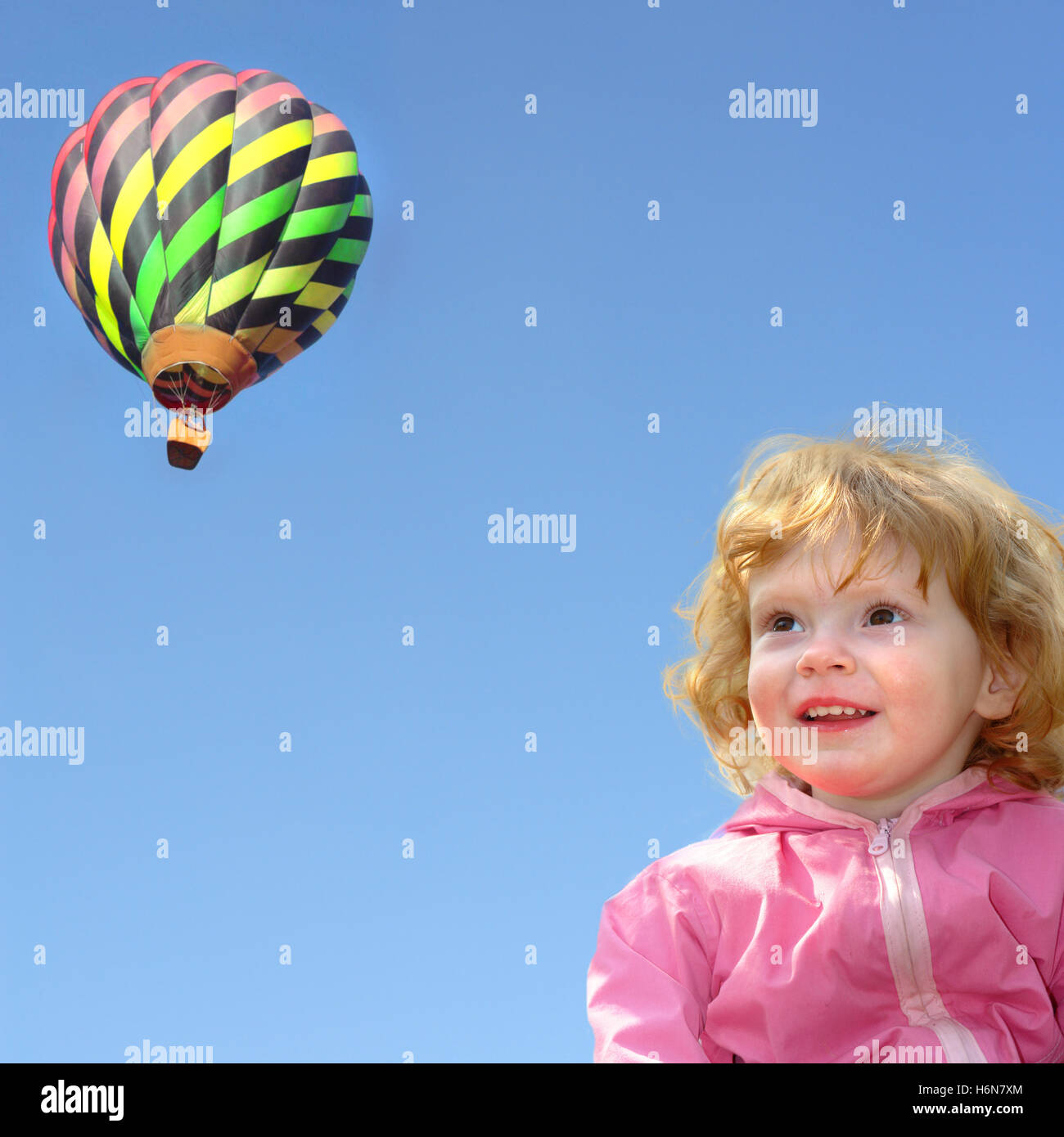 Toddler girl pink balloon hi-res stock photography and images - Alamy