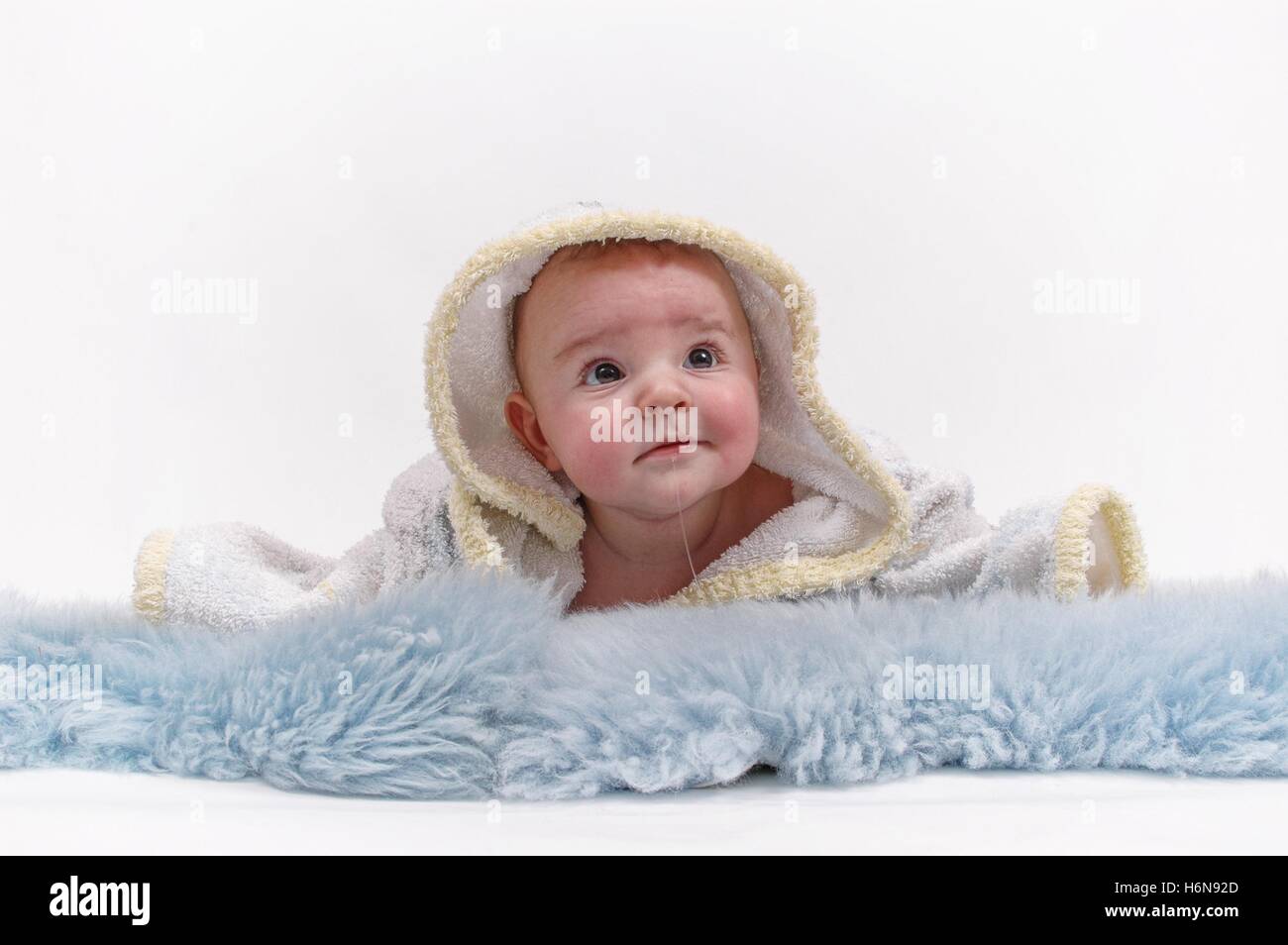 Baby moving tummy hi-res stock photography and images - Alamy