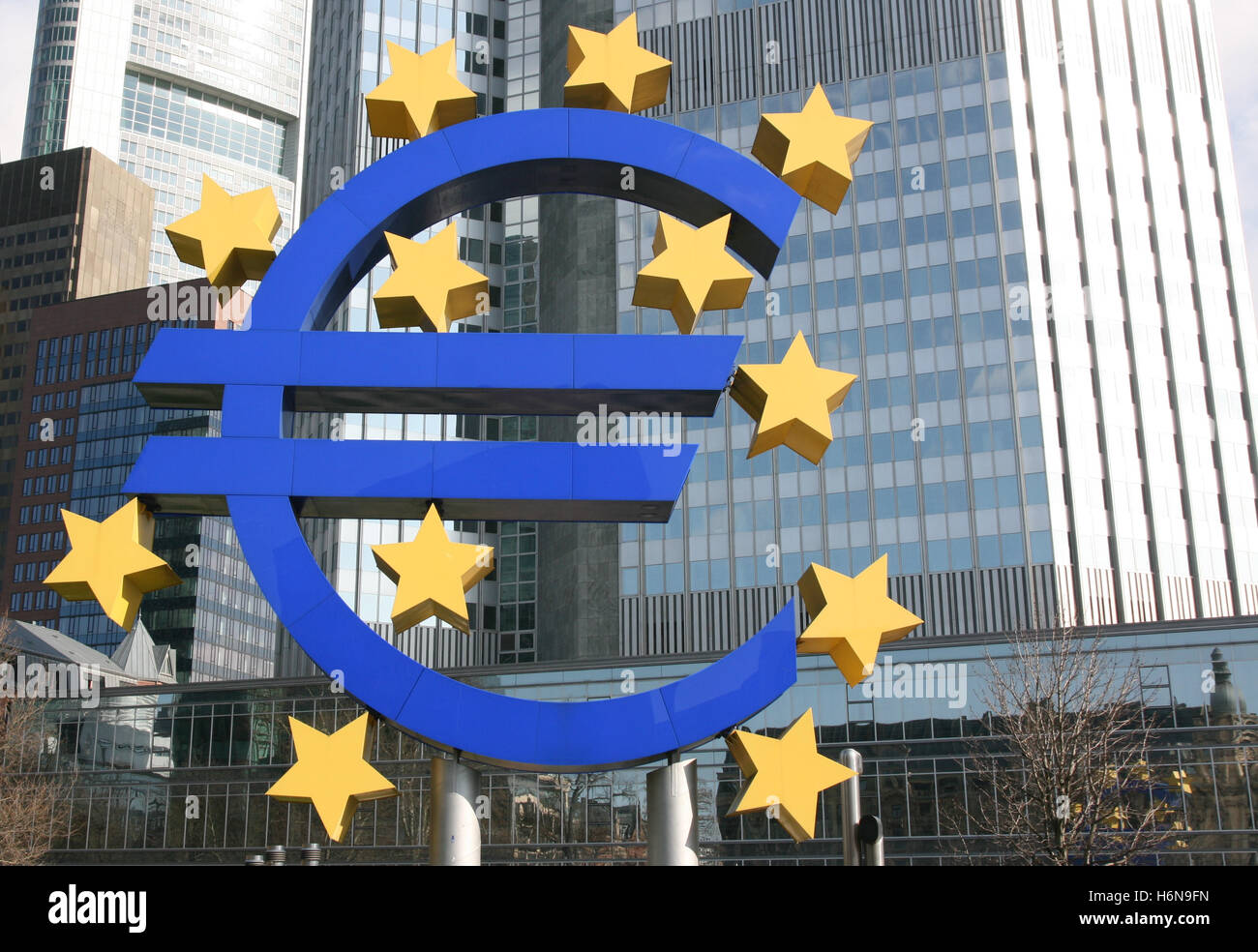 euro sign in front of the ecb tower Stock Photo - Alamy