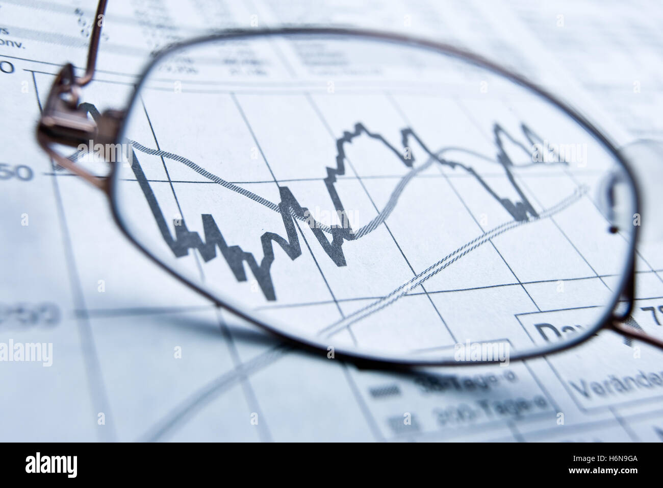 Stock market symbols hi-res stock photography and images - Alamy