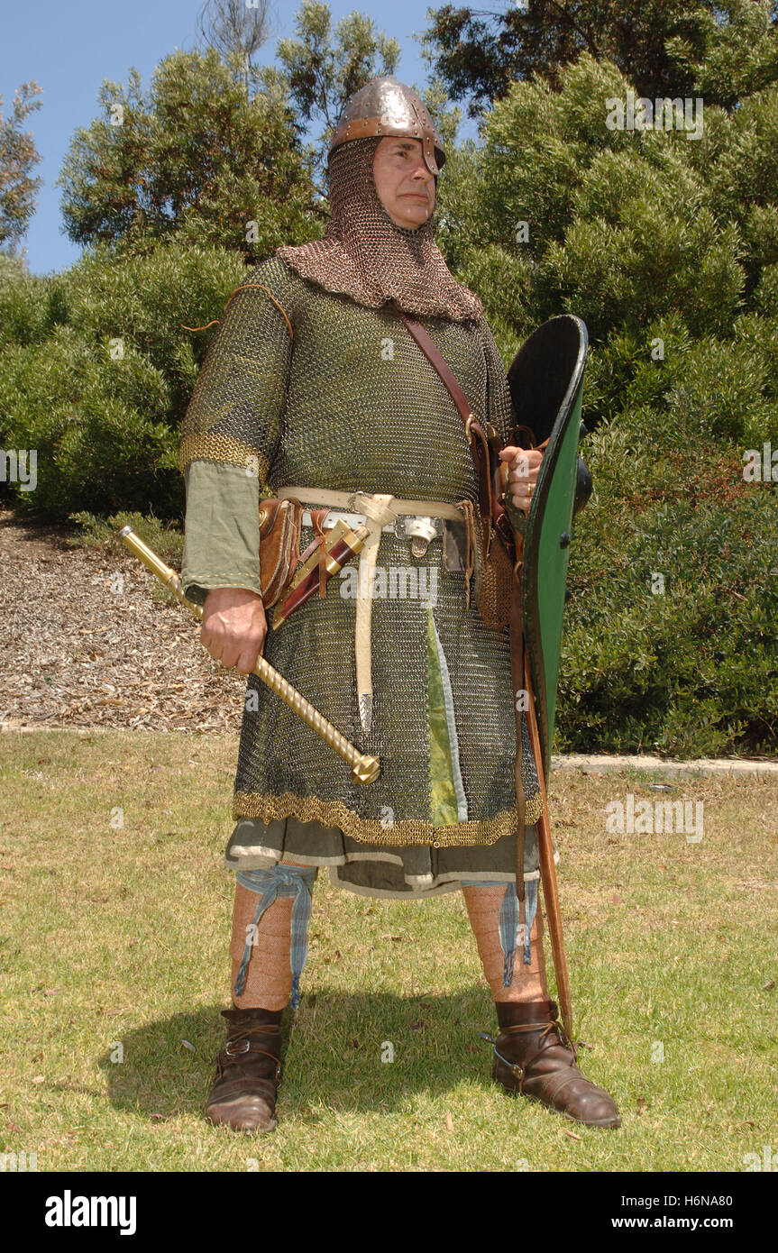 William conqueror shield hi-res stock photography and images - Alamy