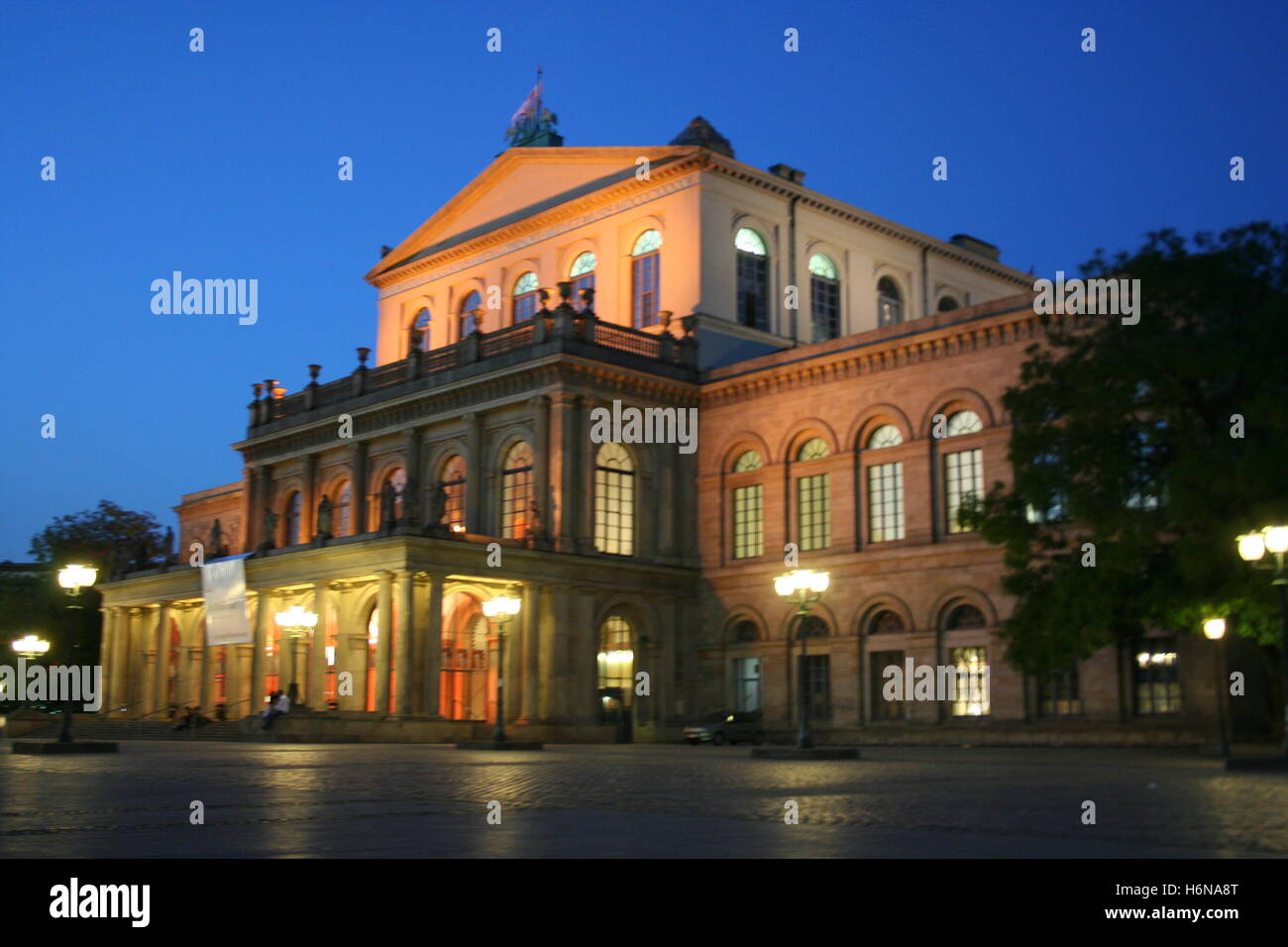 opera house hannover Stock Photo - Alamy