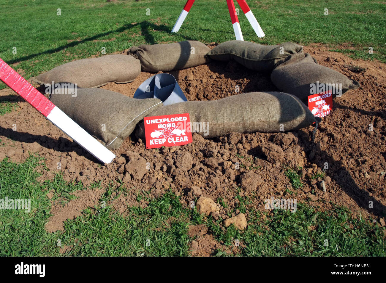 Retro bomb hi-res stock photography and images - Alamy