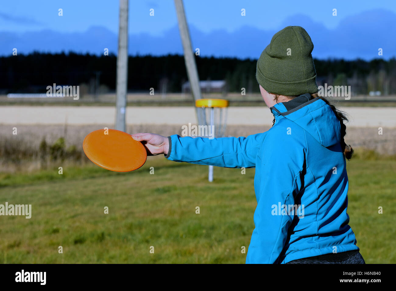 Aiming for the target hi-res stock photography and images - Alamy