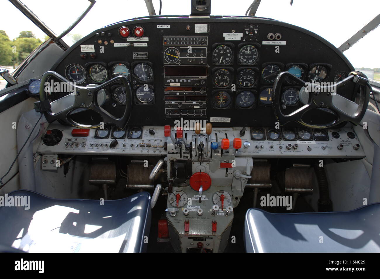 Airplane flight controls hi-res stock photography and images - Alamy