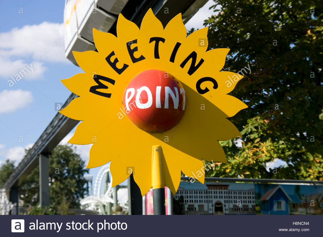 Sign Pictogram Meeting Point Stock Photos & Sign Pictogram Meeting ...