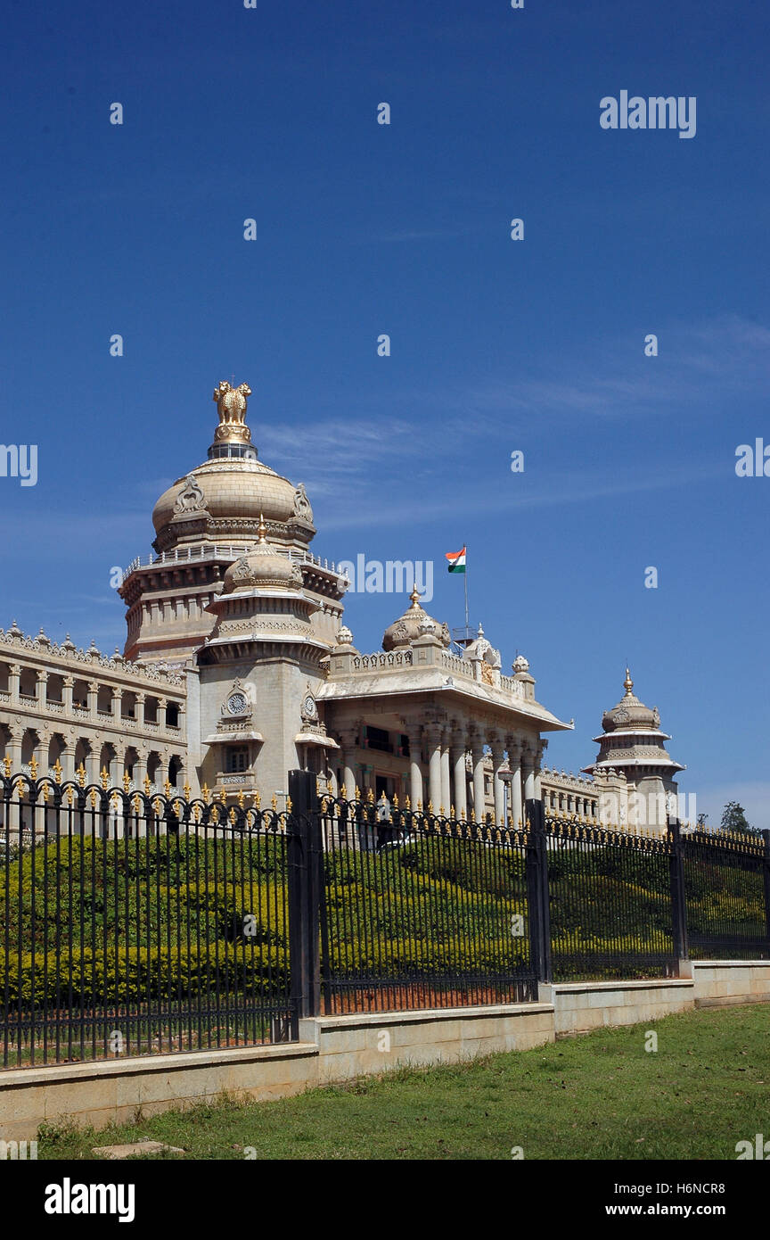 Bangalore sightseeing hi-res stock photography and images - Alamy