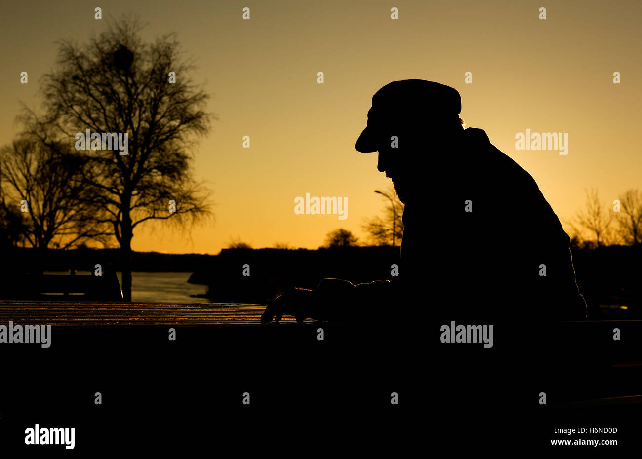 Sad scenery hi-res stock photography and images - Alamy