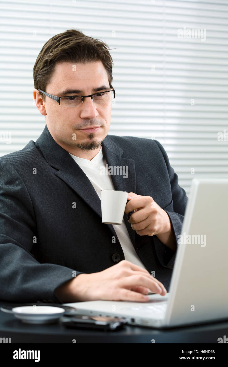 Folk work hi-res stock photography and images - Alamy