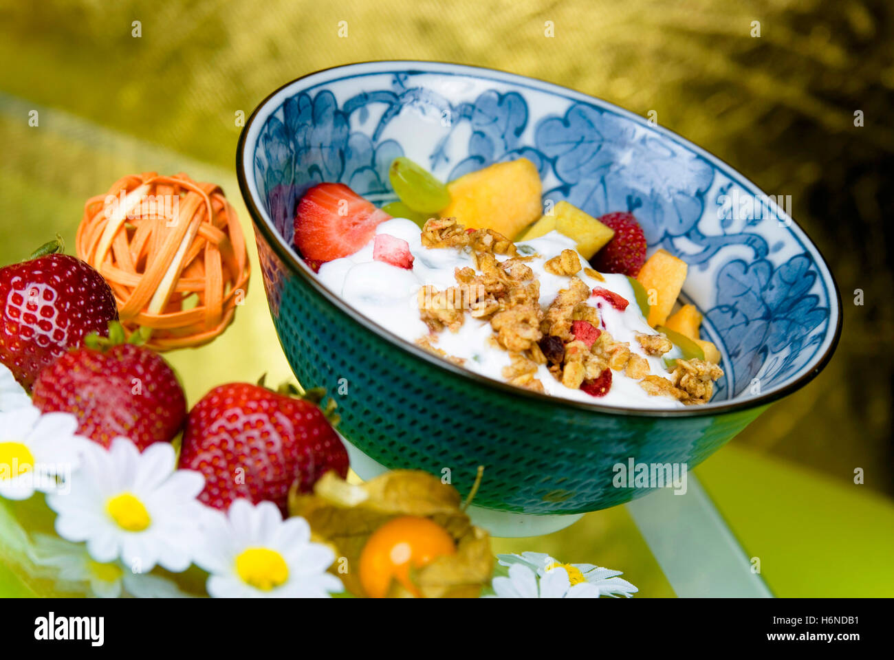 Fruit muesli hi-res stock photography and images - Alamy