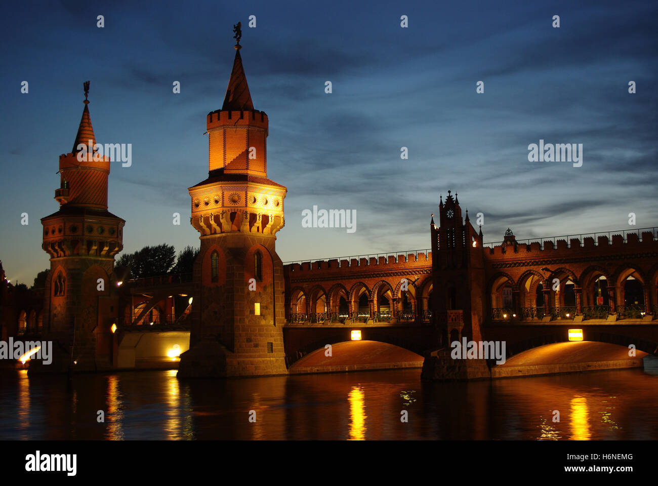 tower of oberbaum bridge Stock Photo - Alamy