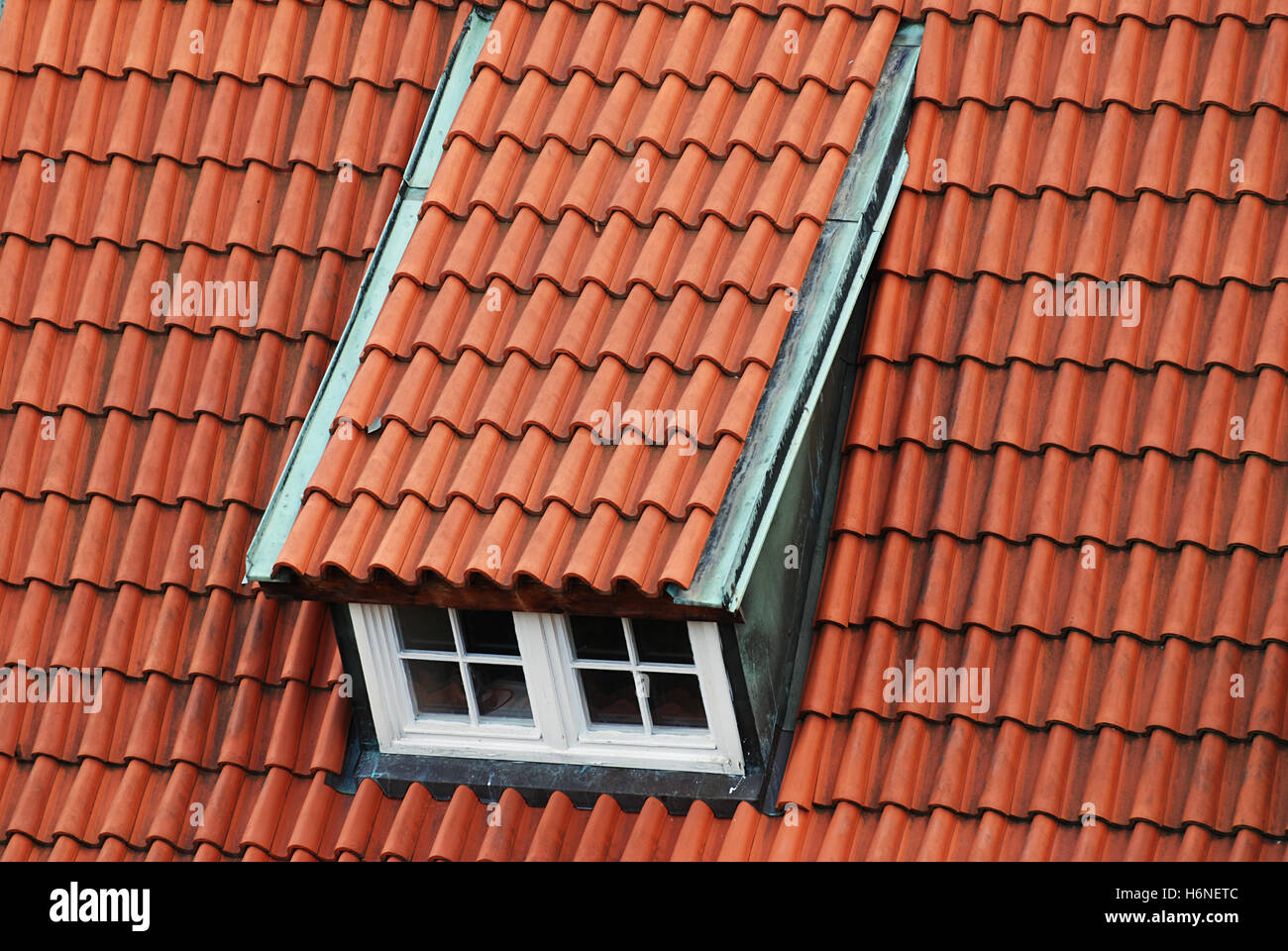 Roof exposure hi-res stock photography and images - Alamy
