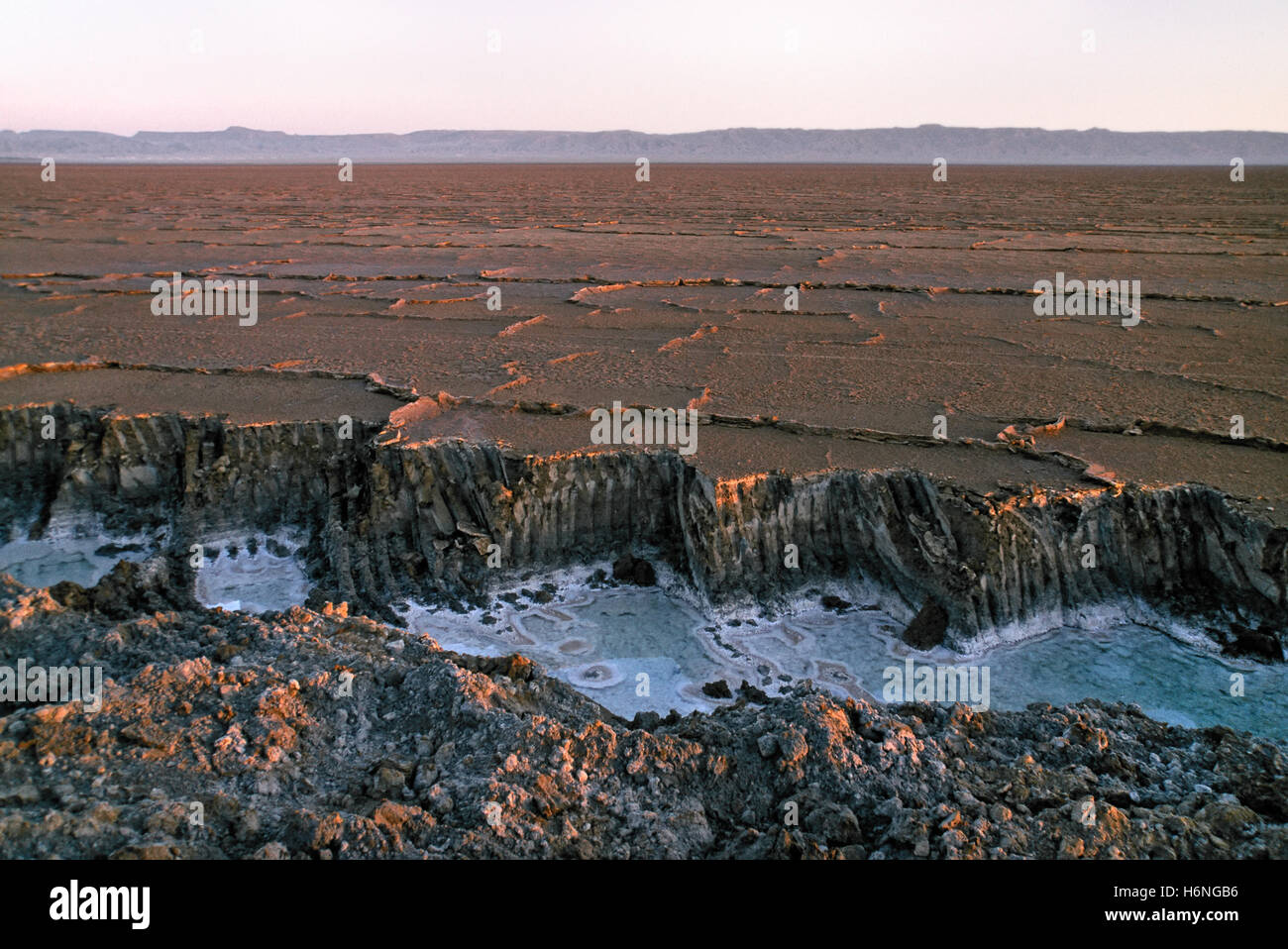 sunrise at chott el djerid tunisia Stock Photo - Alamy
