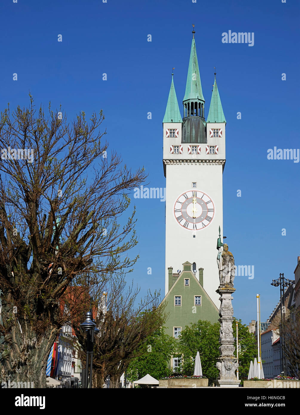 German style buildings hi-res stock photography and images - Alamy