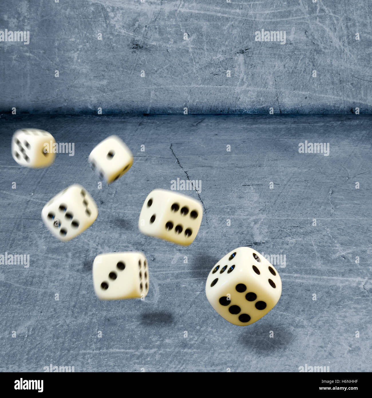Eyes down cast hi-res stock photography and images - Alamy