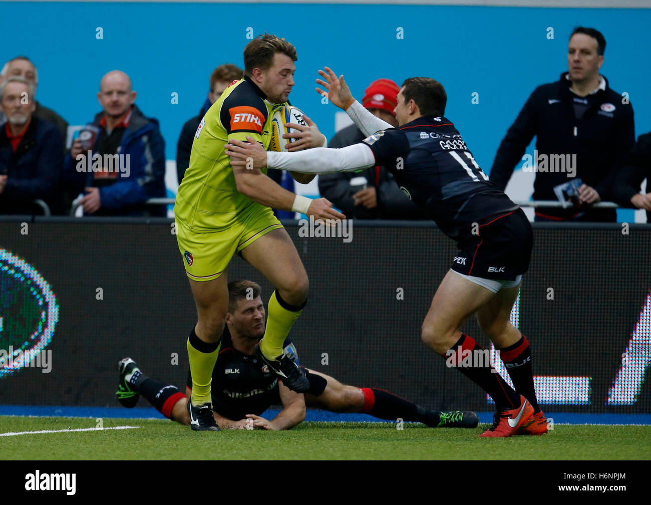 Leicester Tigers' George Catchpole and Saracens' Alex Goode during the ...