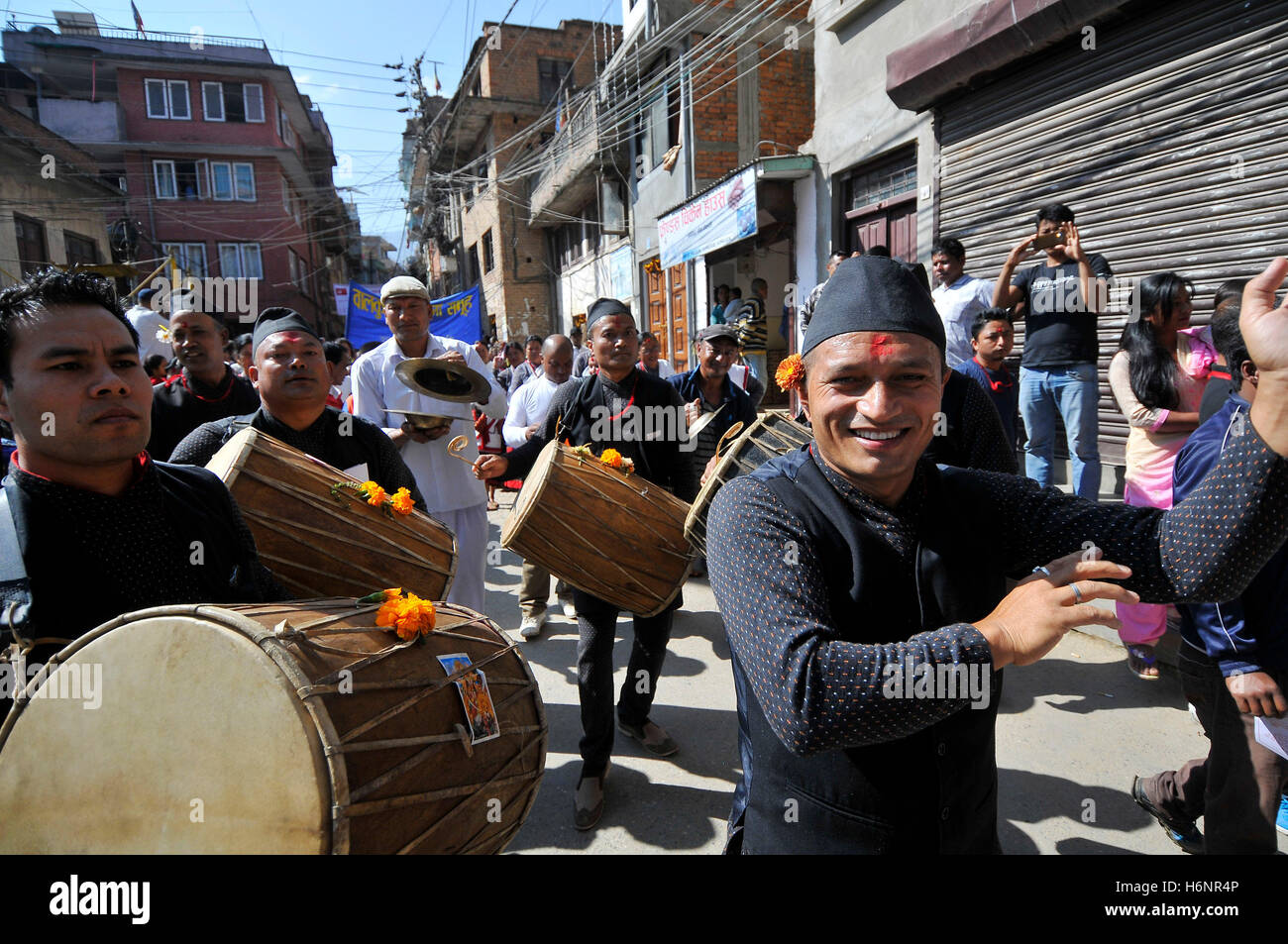 Newari dance hi-res stock photography and images - Alamy