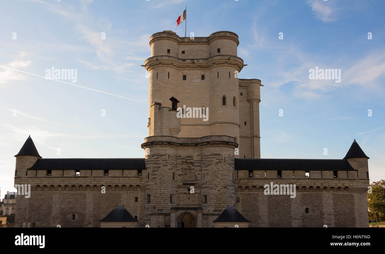 The Vincennes castle was at the heart of the French monarchy until 1682 ...