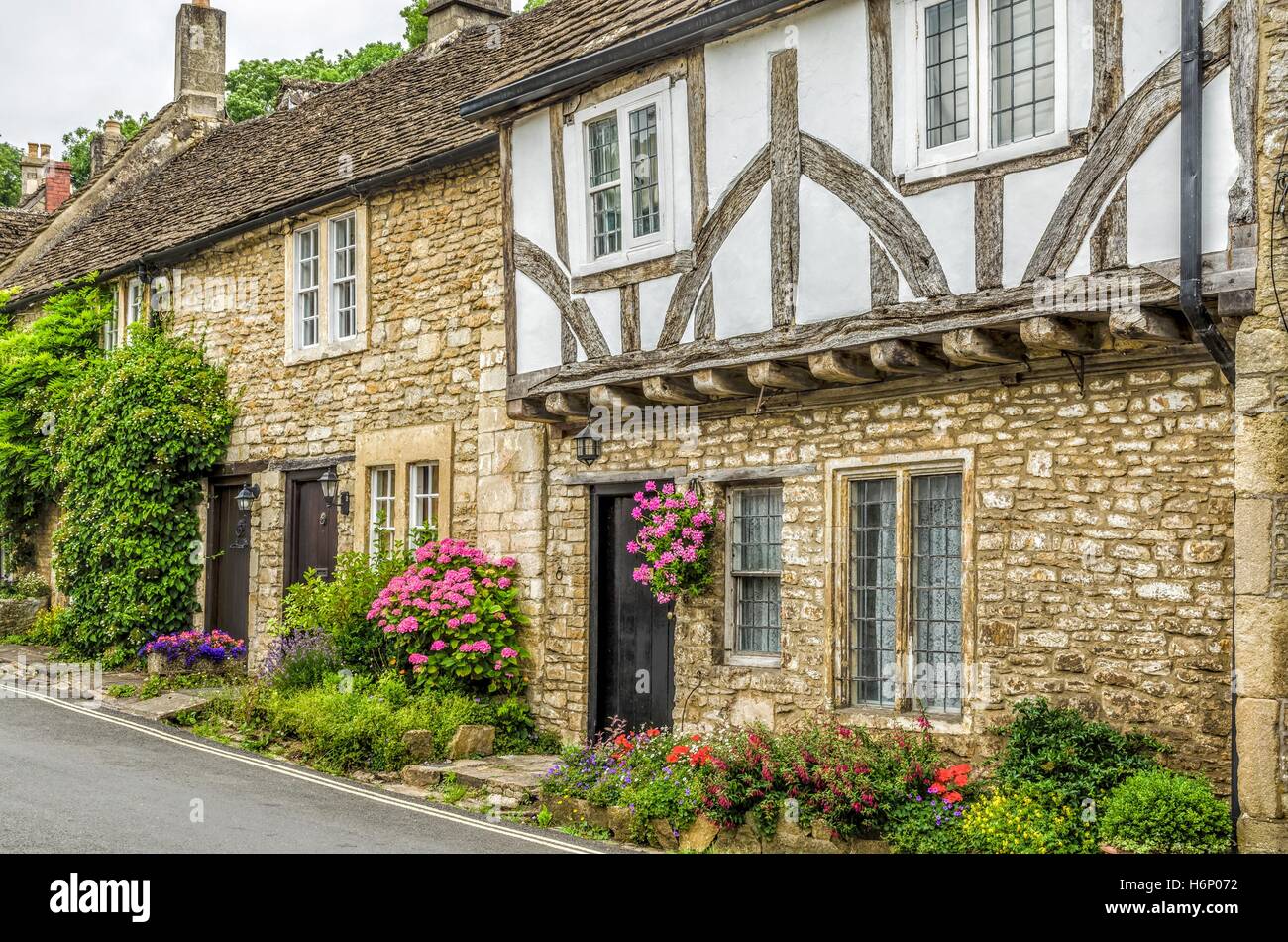 Castle Combe Village Stock Photo - Alamy