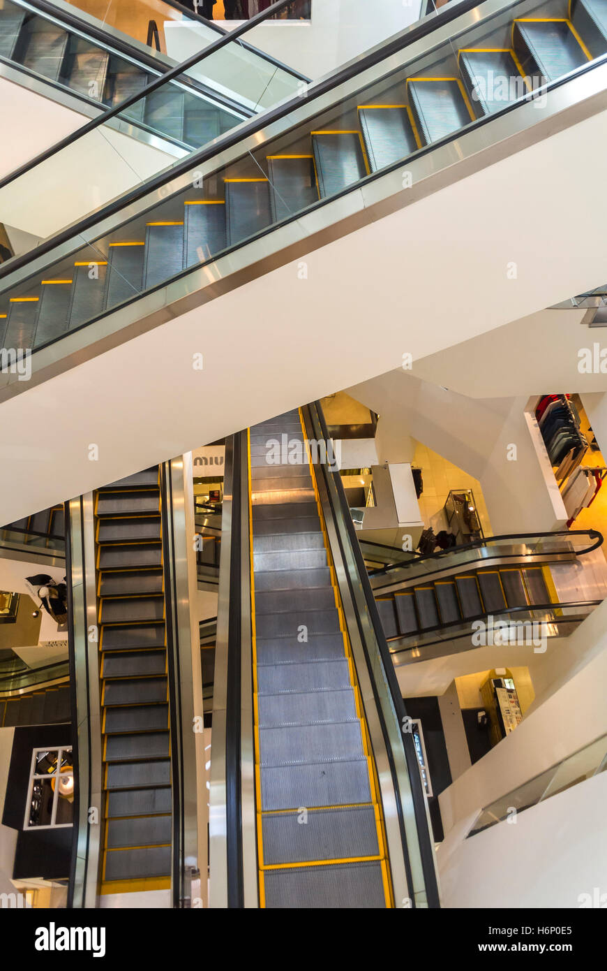 Luxury store interior empty high angle hi-res stock photography and ...