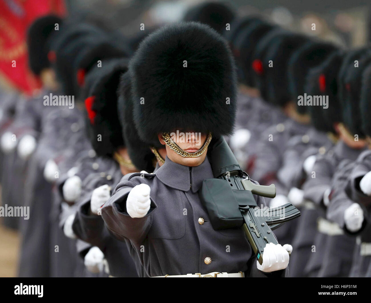 Coldstream Guards prepare to take part in a ceremonial welcome for ...