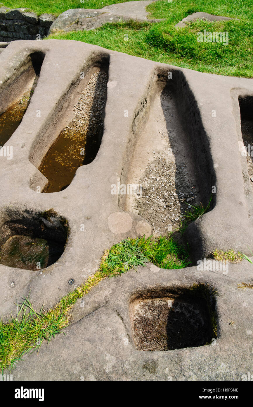 Body shaped tombs hi-res stock photography and images - Alamy