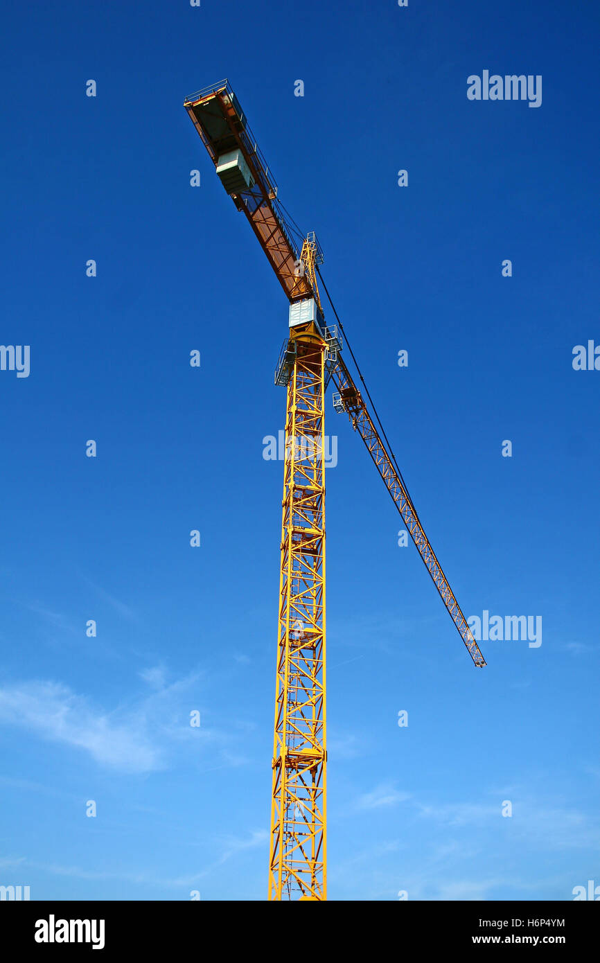 Crane machines hi-res stock photography and images - Alamy